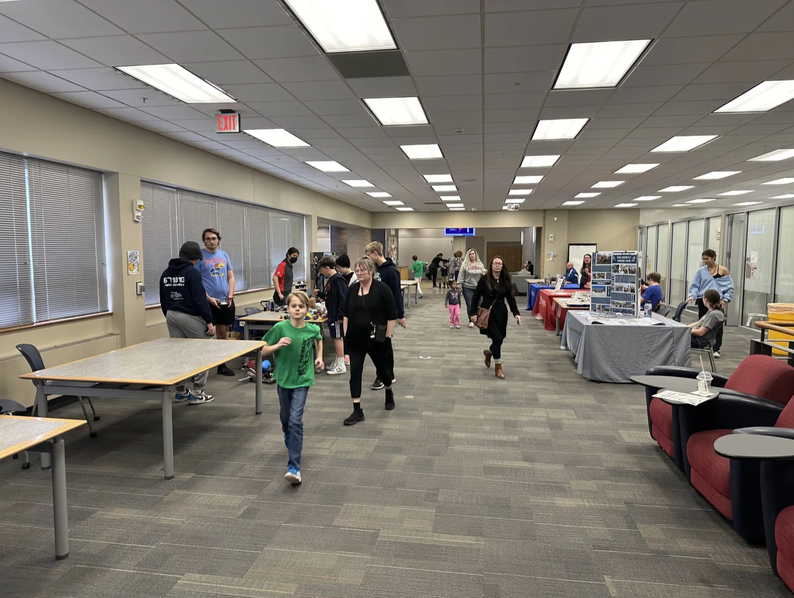 LEEP Back; V5RC Blended; Lawrence, KS : VEX V5 Robotics Competition, MS ...